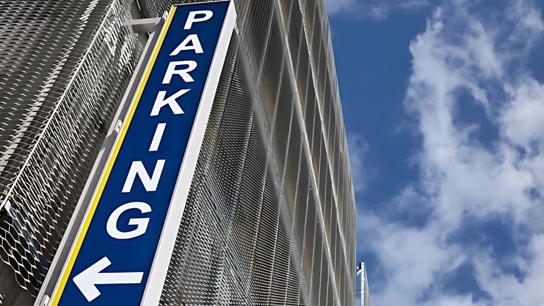 Professional Parking Lot Sign Installation Near Me