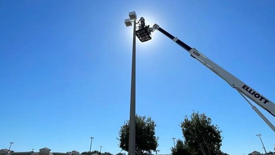 Emergency Sign Repair for Damaged or Failing Commercial Signs